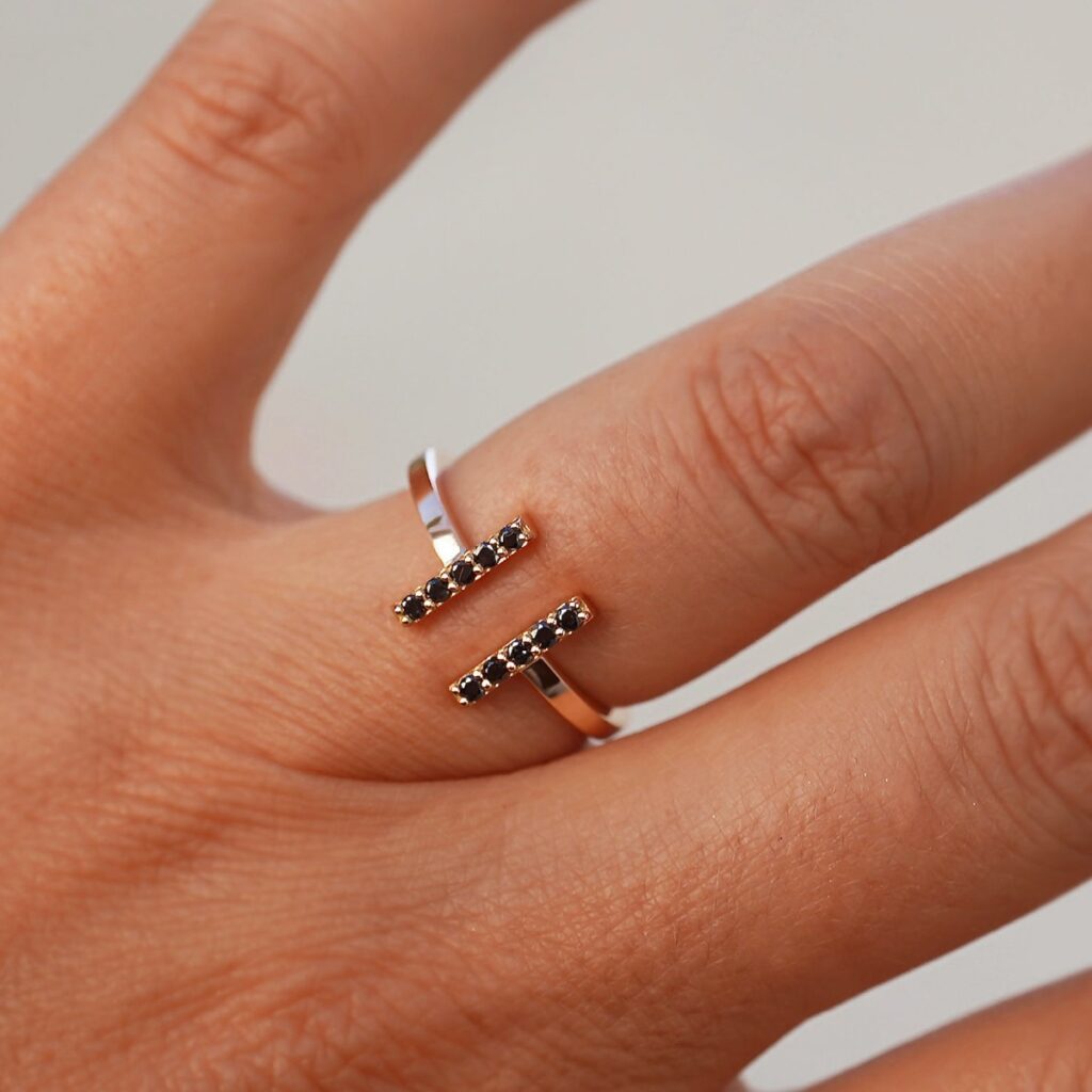 Tandem Ring in pink gold and black diamonds - AUPIHO